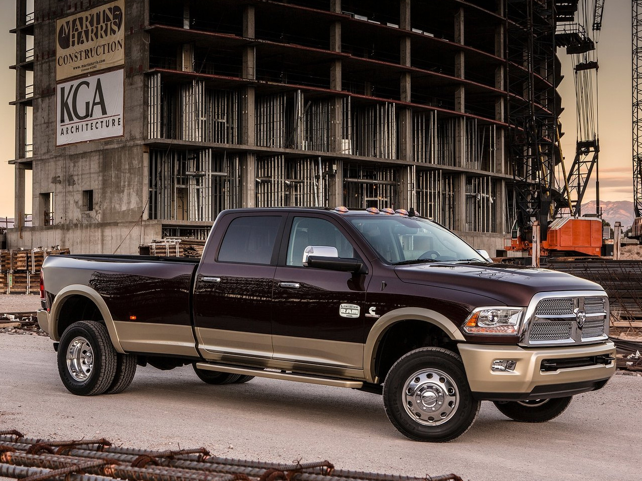 High Definition Wallpaper Club: 2013 Dodge Ram Heavy Duty Wallpapers