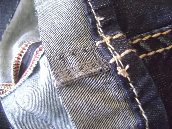 A Living Sacrifice: So Sew! Euro Hem {hemming jeans}