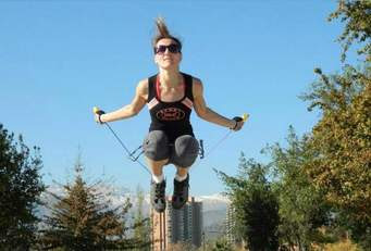 Tipos de saltos con cuerda : Tipos de saltos con cuerda