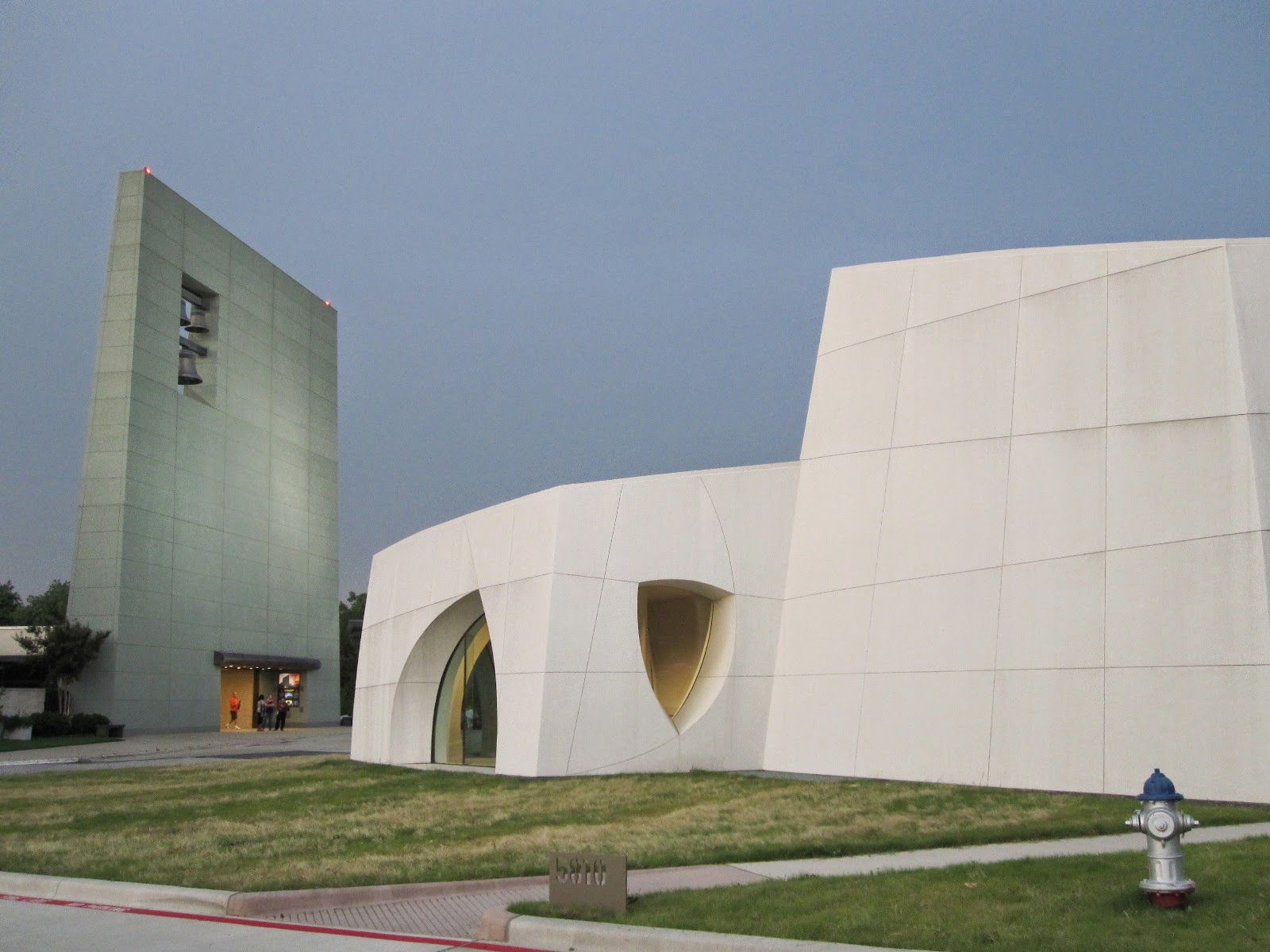 Damien's Queer World: The largest LGBTQ church in the world is where?