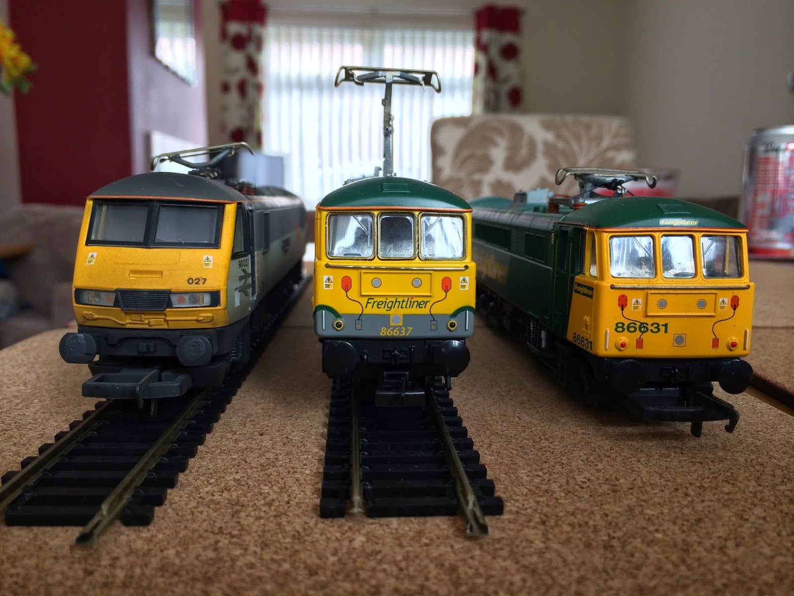 Gronk Geek: Bachmann announce Class 90 Electric!