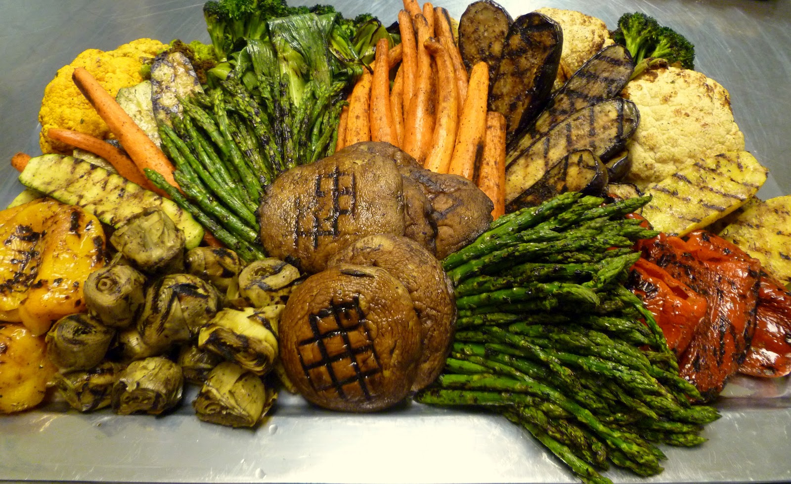 Culinary R & D: Vegetable Carving Station