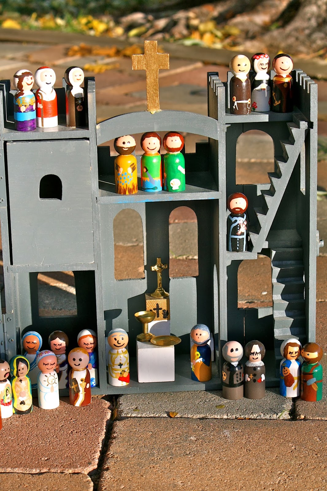 How to Make a Cathedral for your Wooden Saint Dolls ~ Catholic ...