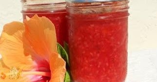 Canning Granny: We Be Jammin'... Raspberry Mango Jam