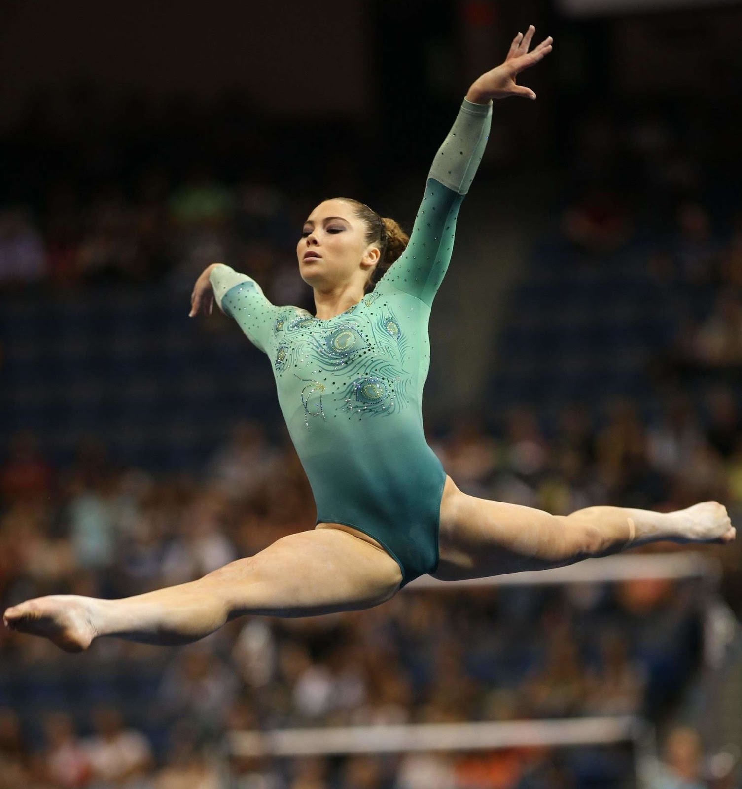 sunvision : Mckayla Maroney
