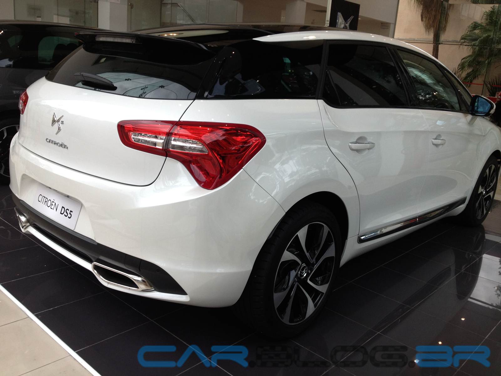 Citroën DS5: fotos, preço e especificações