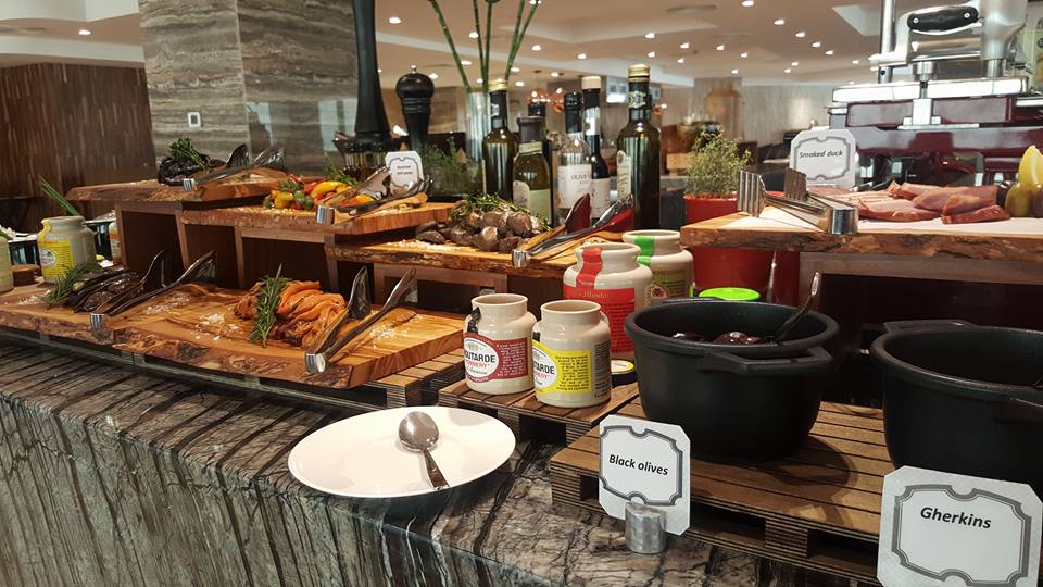 Atmosphere Restaurant Bahrain- The Ultimate Dining Experience