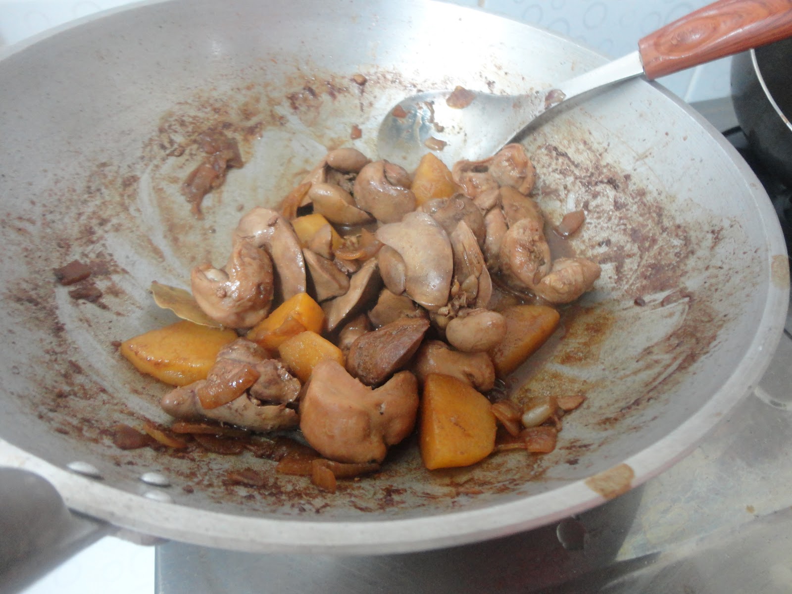 THE DENTIST IS IN THE KITCHEN: Adobong Atay Balun-balunan ng Manok ...