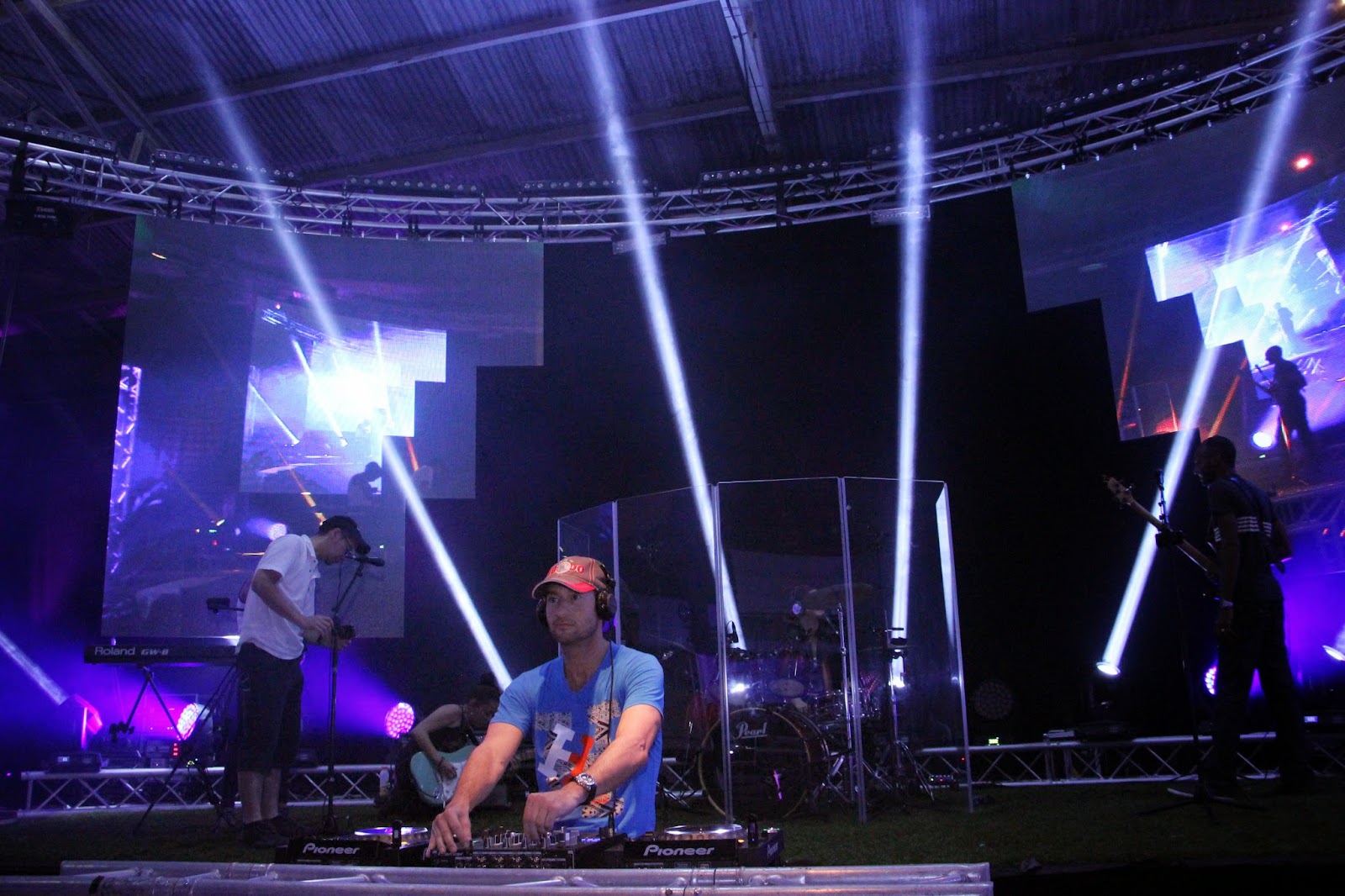 feSjUn: Rotterdamse DJ Michael Man neergestreken in Suriname