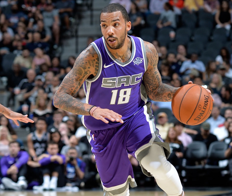 Only The Strong Survive: Kings firman a David Stockton y Reggie Hearn ...