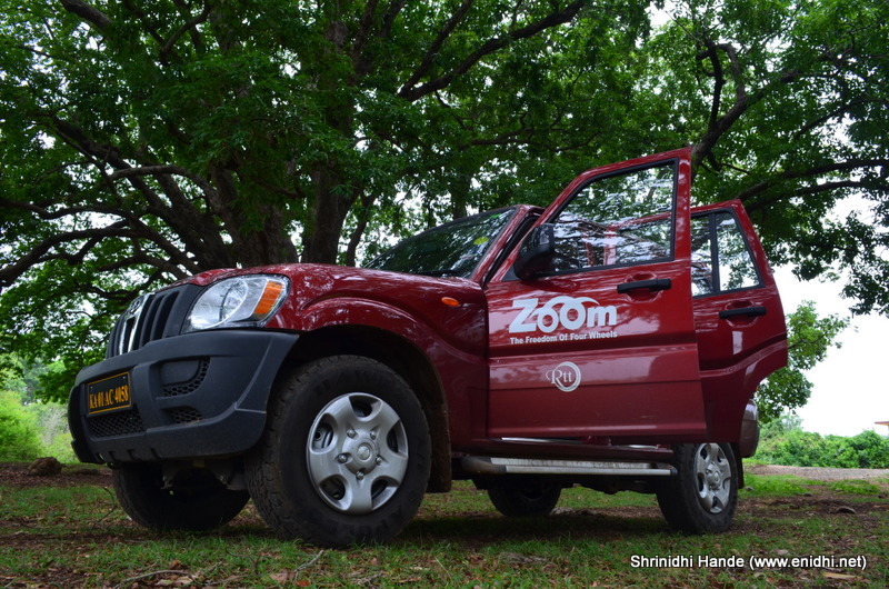 Mahindra Scorpio LX 2013 photoshoot - eNidhi India Travel Blog