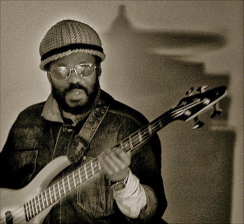 7 Unique Facts: 7 The Best Bass Players of The World
