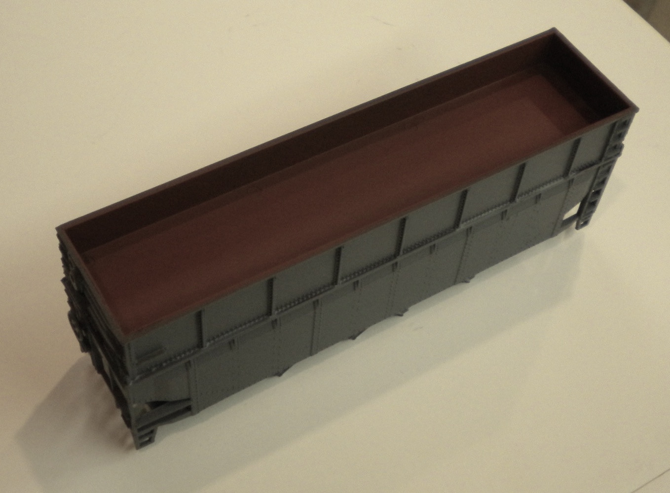 The Model Railroad Luddite: Wood chip hoppers