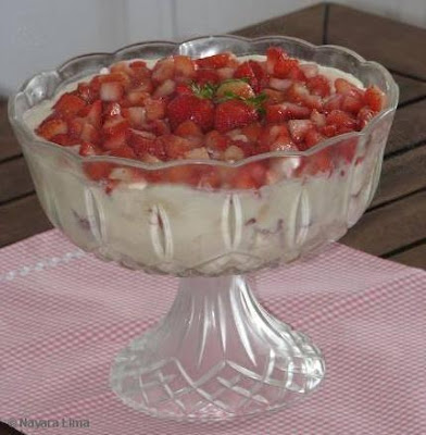Merengue de Morango com Suspiro - Receitas Master Cook