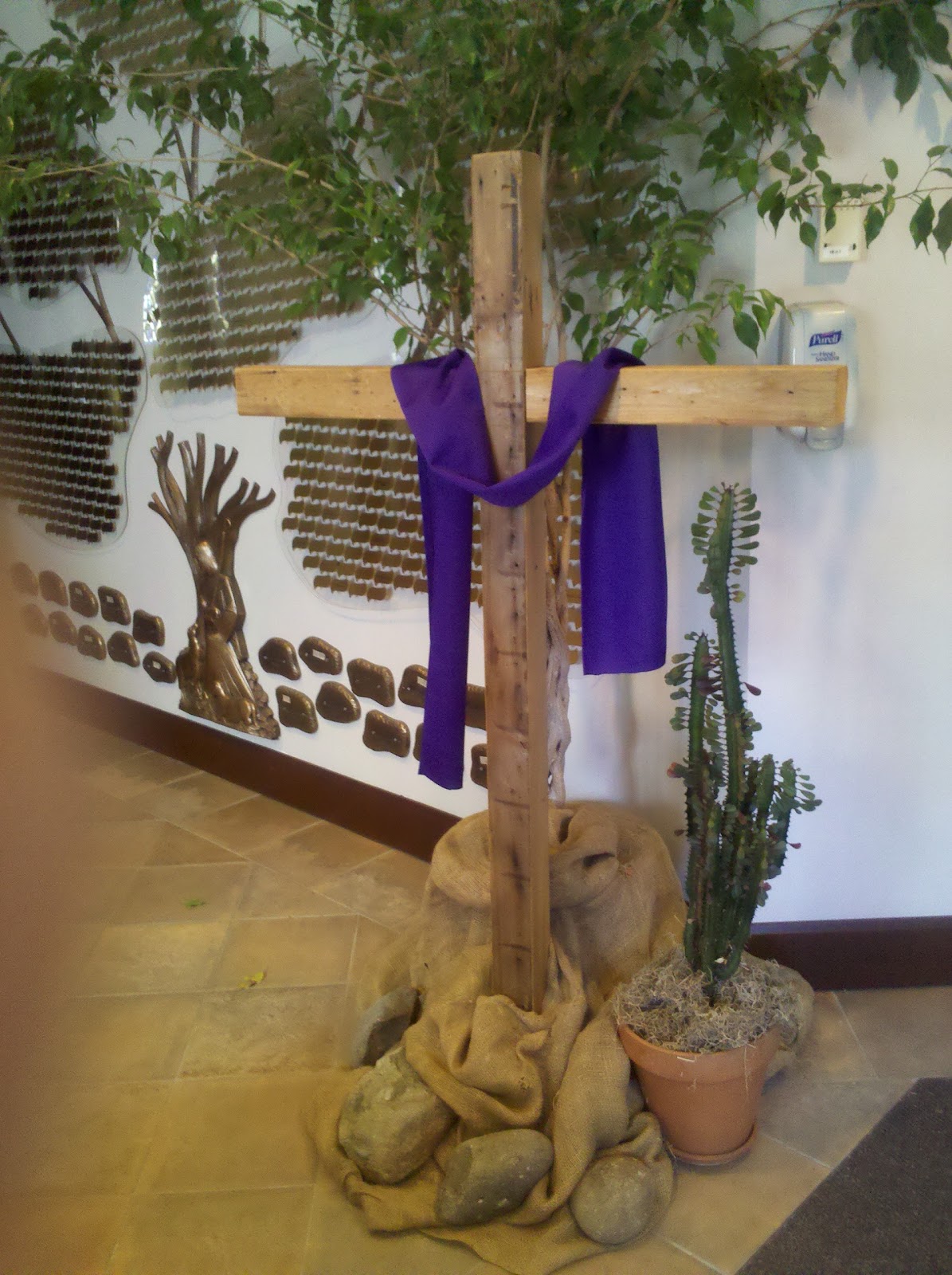 St. Luke's Parish Weblog... Pondering by Father Bob: Visual symbols of ...