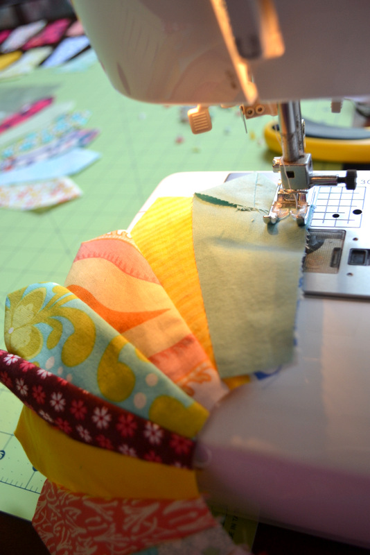 handmade mommy: Dresden Plate Tutorial