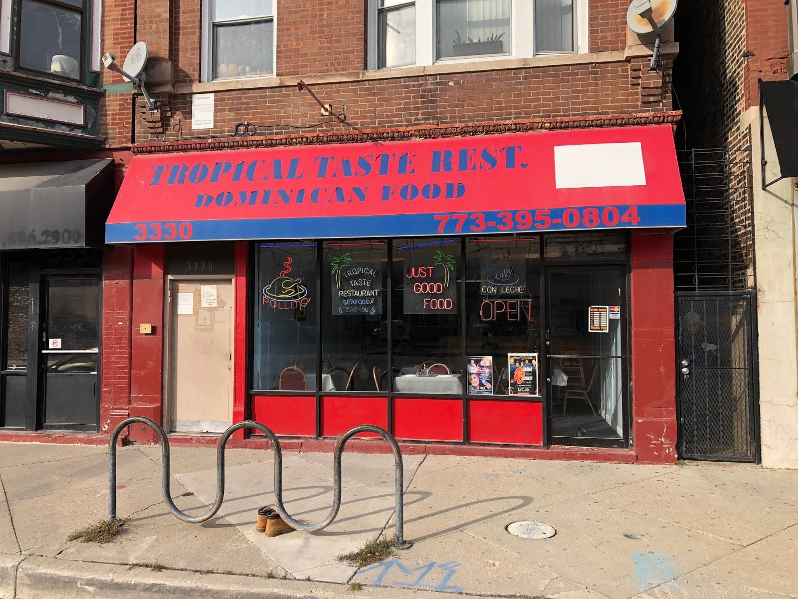 Smokin' Chokin' and Chowing with the King: Tropical Taste