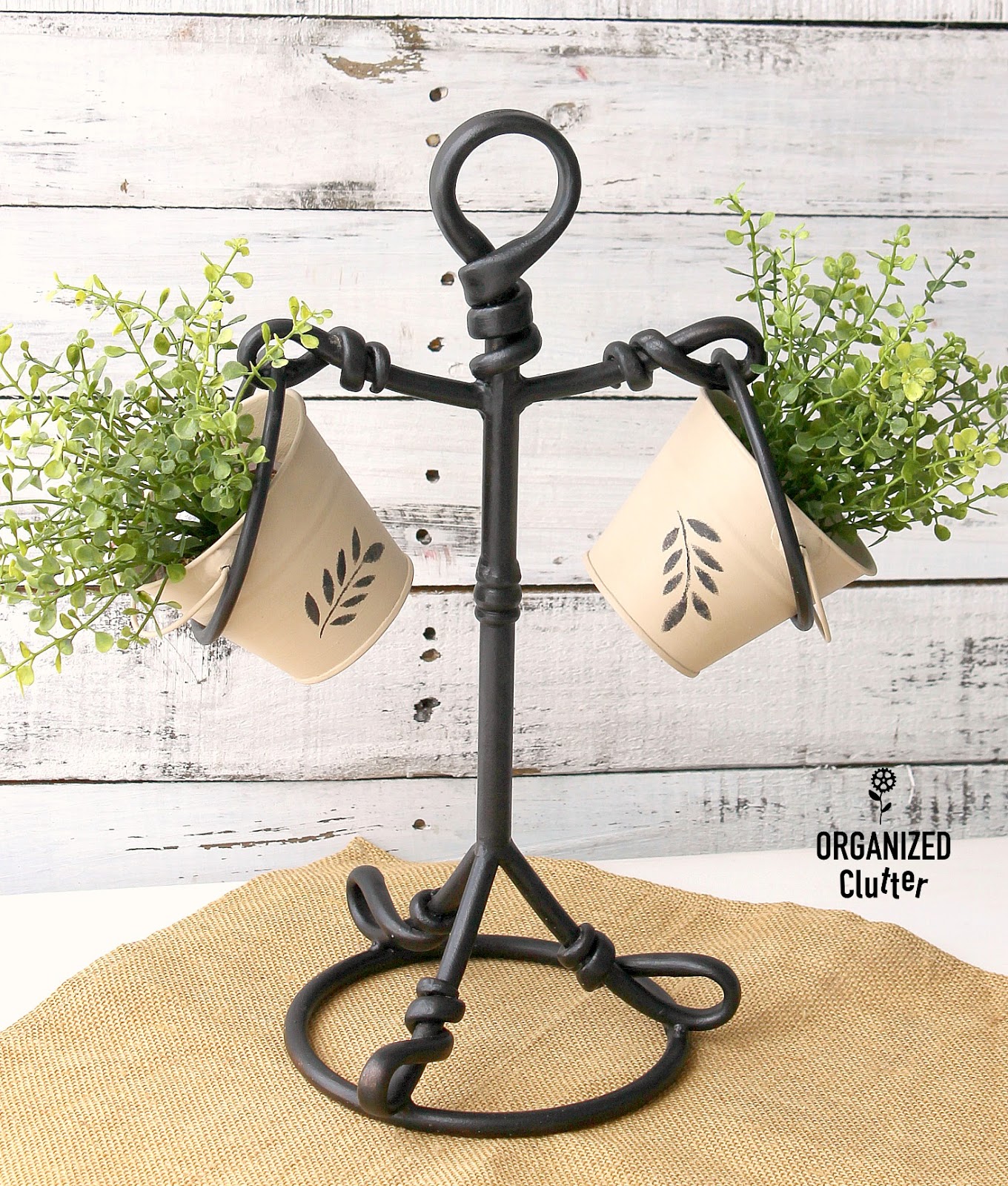 Garage Sale Iron Hand Towel Stand Repurposed Plant Stand - Organized ...