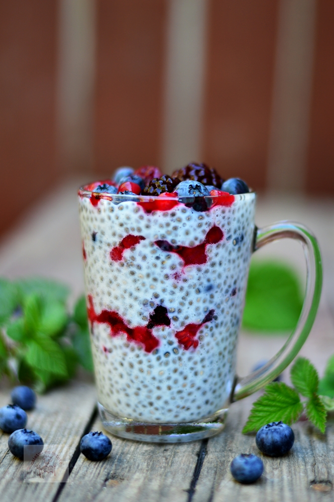 Budinca de chia cu fructe de padure - CAIETUL CU RETETE