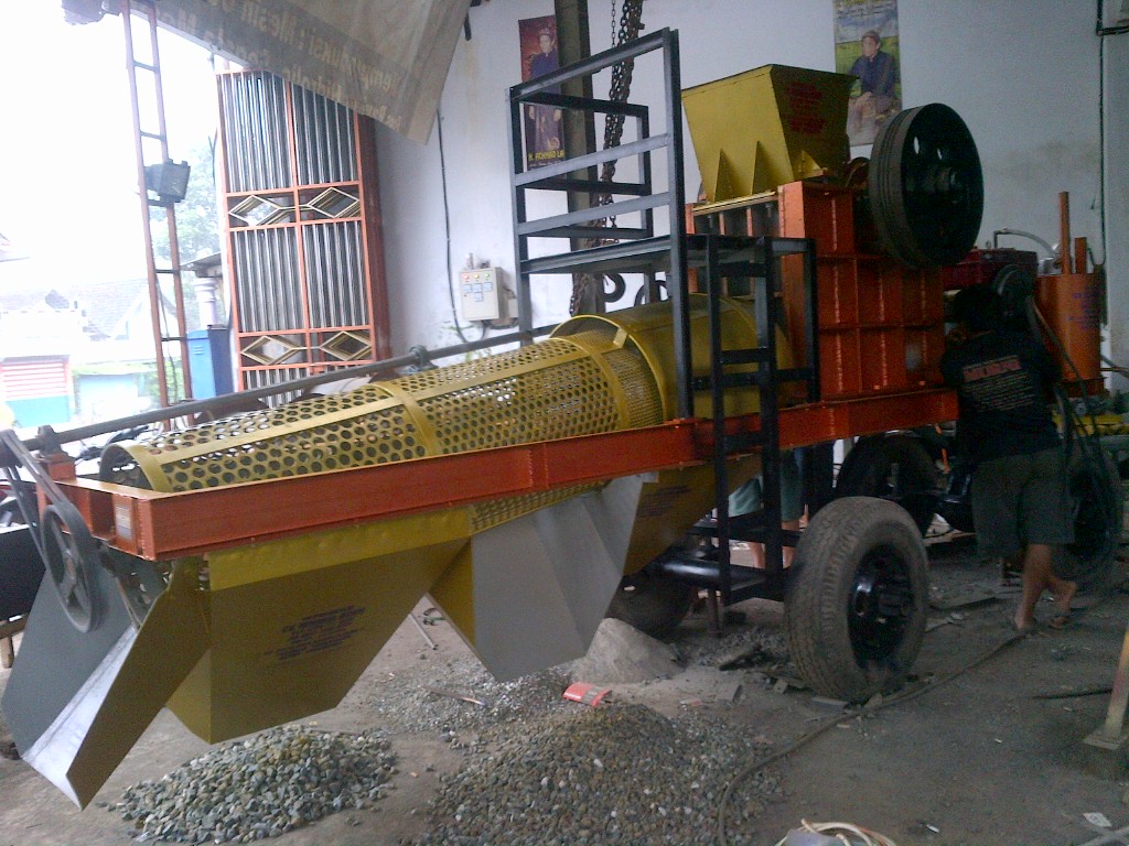 STONE CRUSHER / PECAH BATU / MESIN PEMECAH BATU / MESIN BATU SPLIT ...