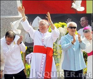 PiNaysaAmerika: EDSA 1 Celebration-salbaheng Ibon-Ako ang nagbayo, iba ...