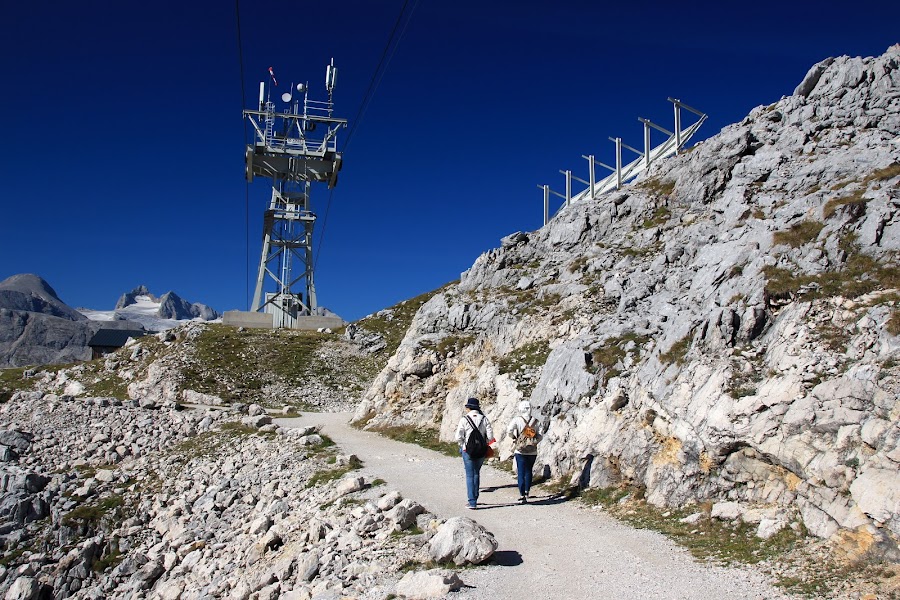 Quickly climb the mountain hiking trails and enjoy the prehistoric ...