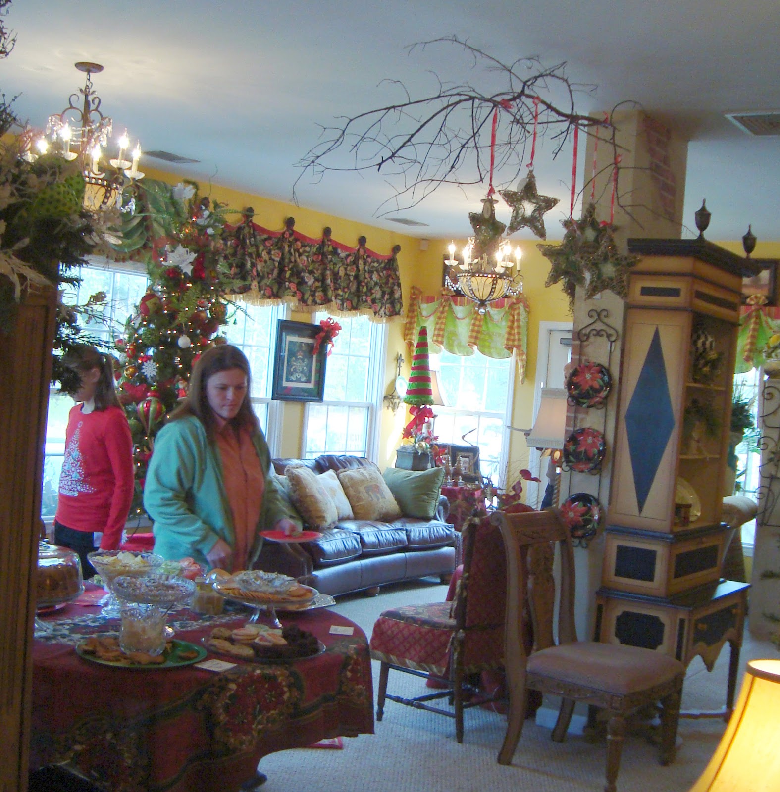 The Essence of Home: A Christmas Open House