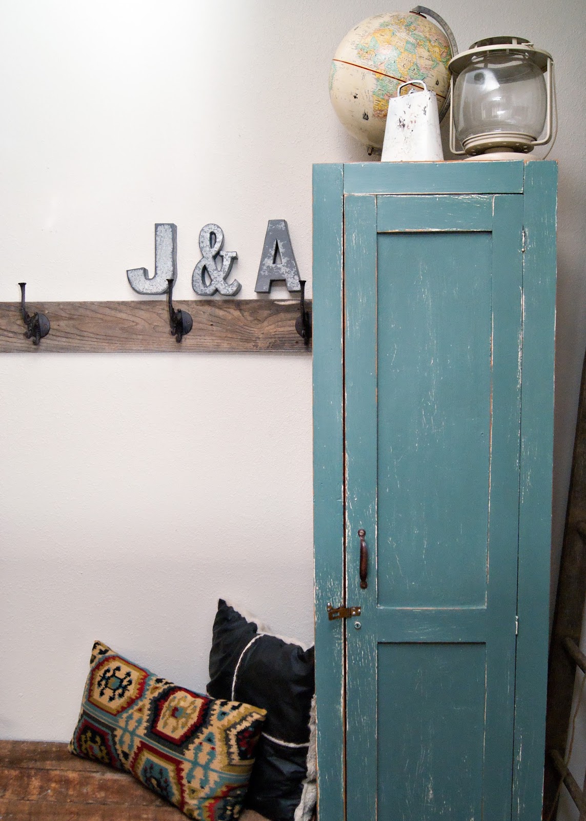 One Room Challenge -Vintage Rustic Entryway- REVEAL!! | Averie Lane ...