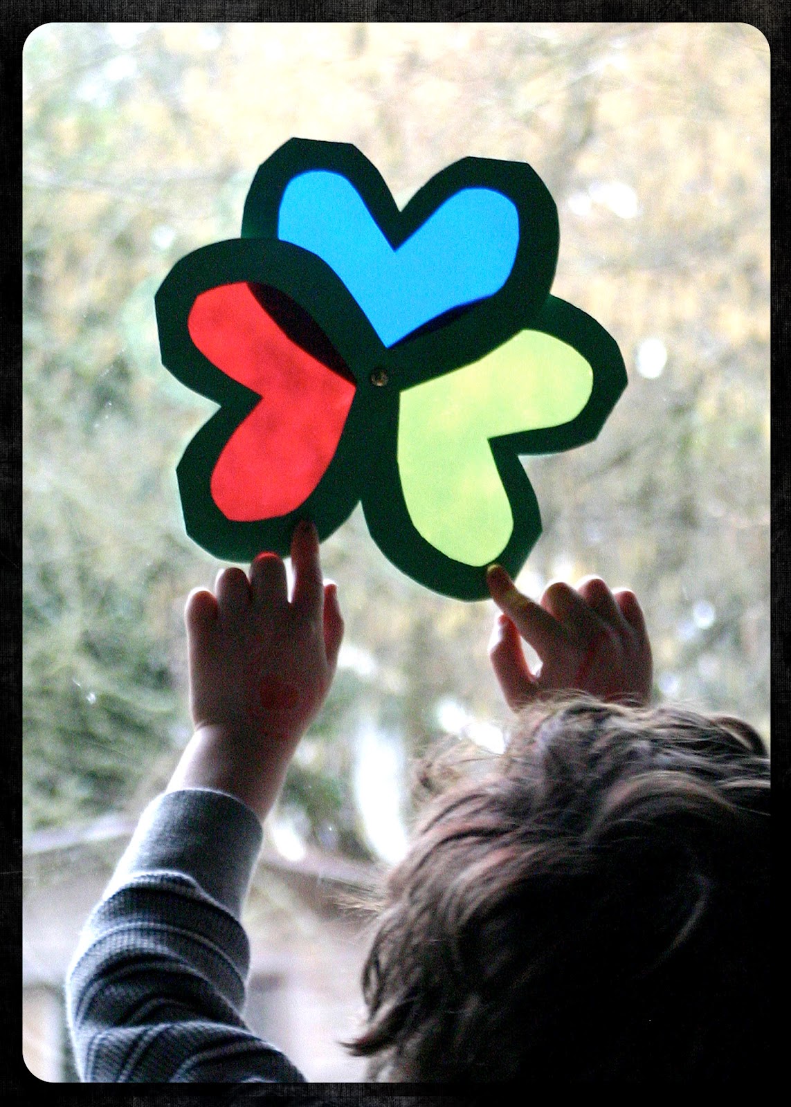 Mama's Little Muse: Shamrock Color Viewer: a craft and a tool in one