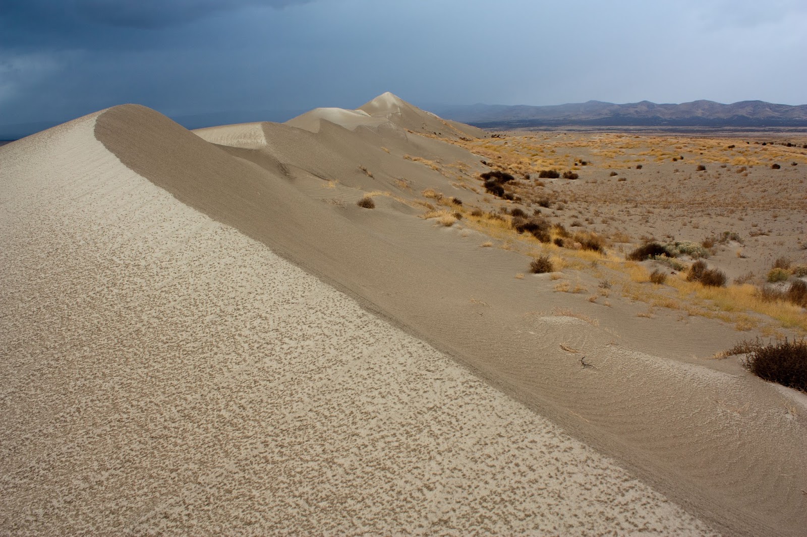 Hiking Shenandoah: Hanford White Bluffs- North Slope