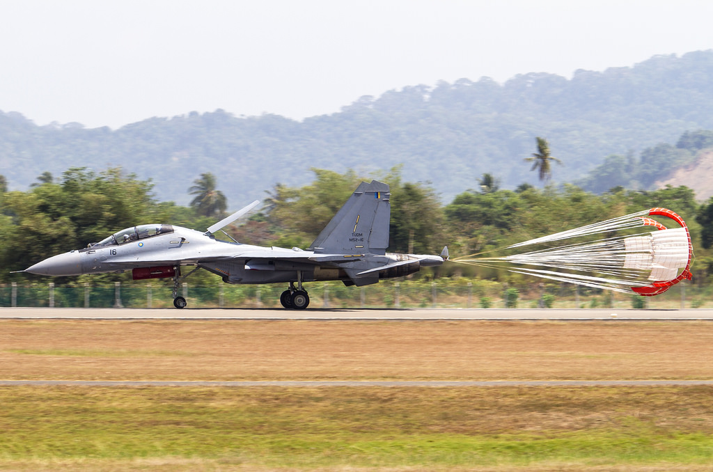 DEFENSE STUDIES: RMAF Conducting Paradise Exercise 2/2015