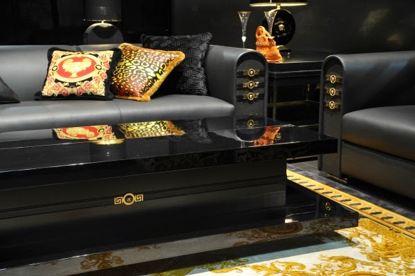 Passion For Luxury : VERSACE HOME COLLECTION