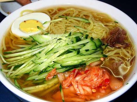 Dinnie: A Famous Chinese Noodles Recipe