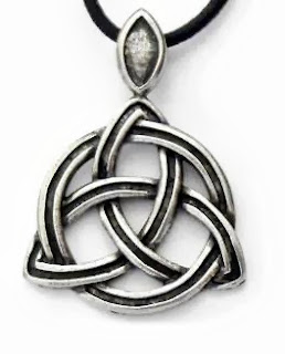 O Livro da Bruxa: Triskle