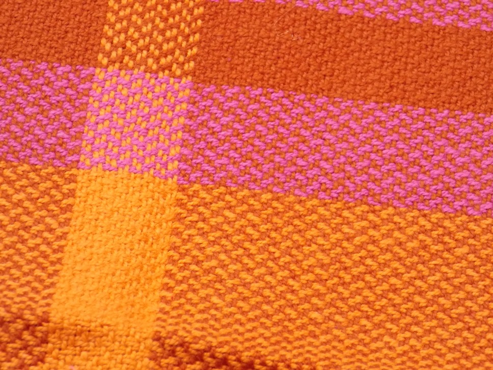 WEAVING FOR FUN: Broken Twill