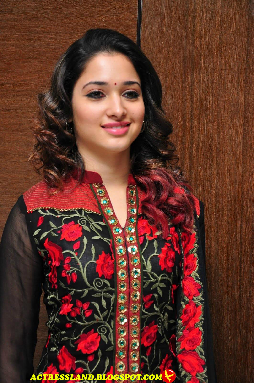 THAMMANA BHATIA WALLPAPERS | ACTRESS WALLPAPERS