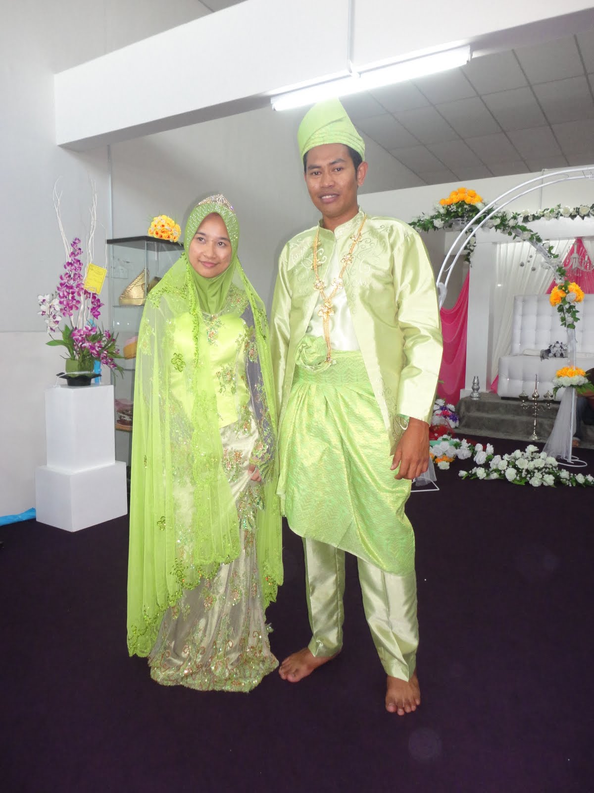 Ilham Galeri Perkahwinan & Katering: Fitting baju