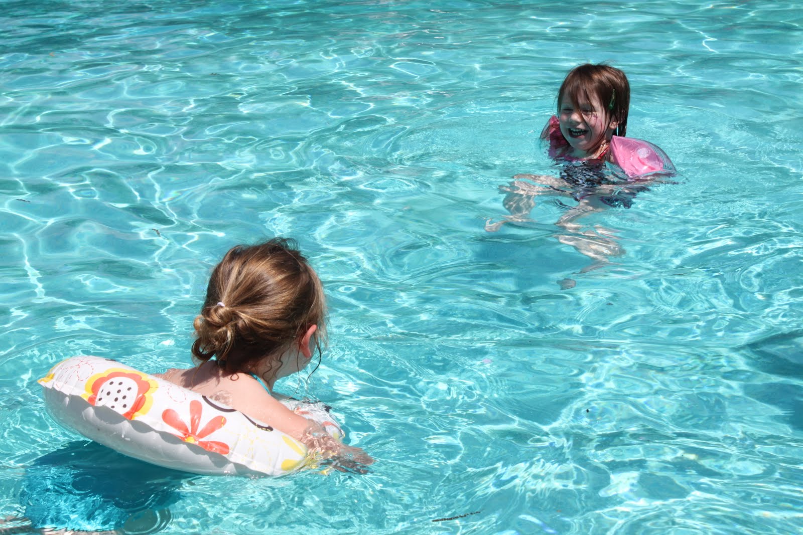 Mojoy: Swimming in April!