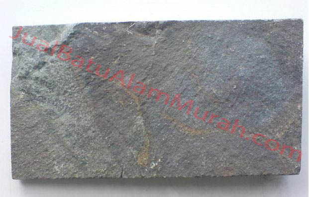 Aplikasi pemasangan Batu Templek