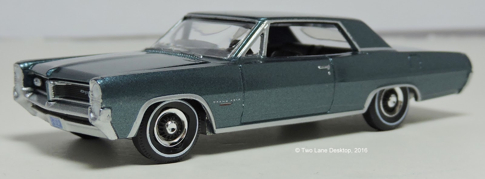 Racing Champions Mint 1965 Pontiac GTO and Auto World 1964 Pontiac ...