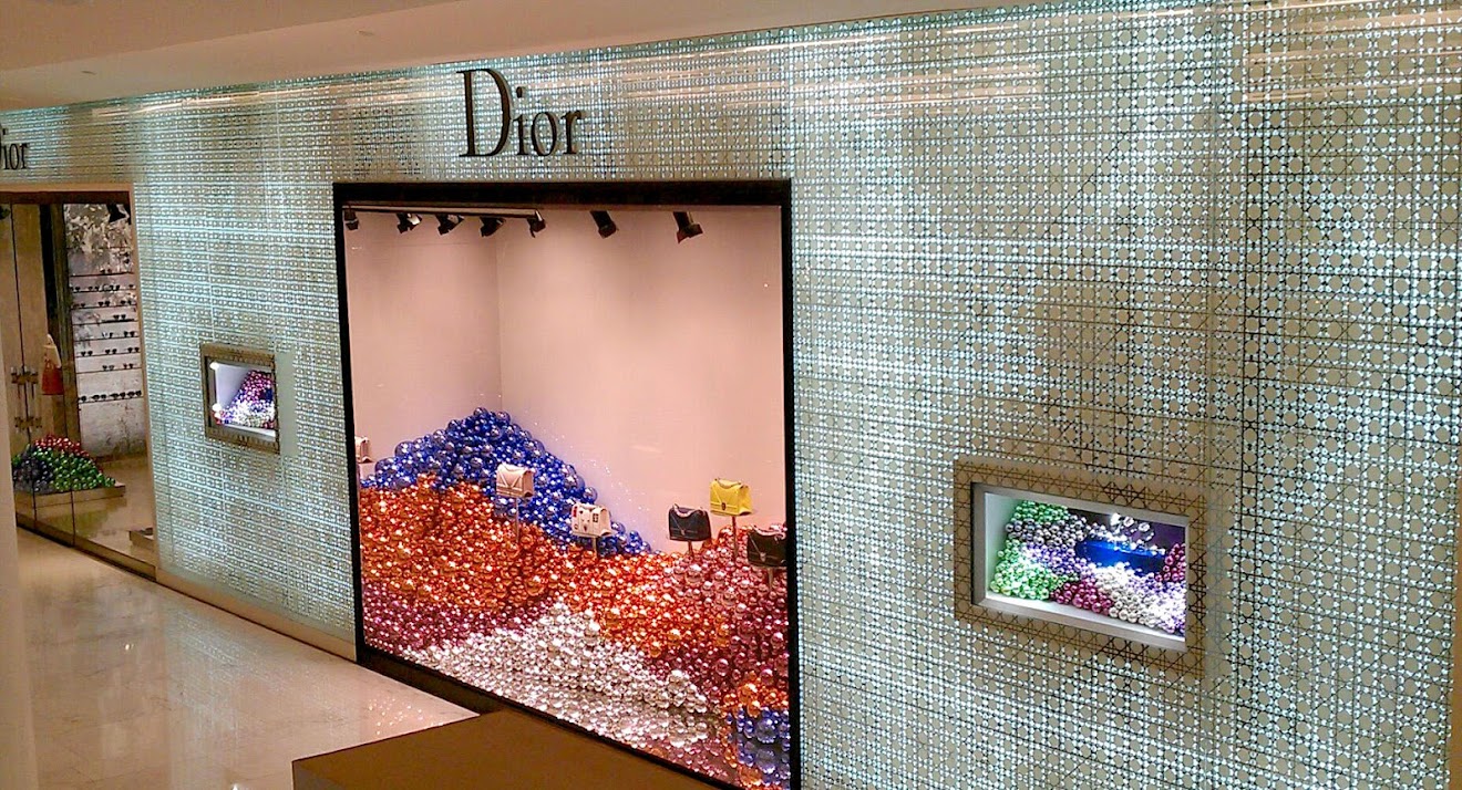 H&M window display at H&M Siam Paragon in Bangkok