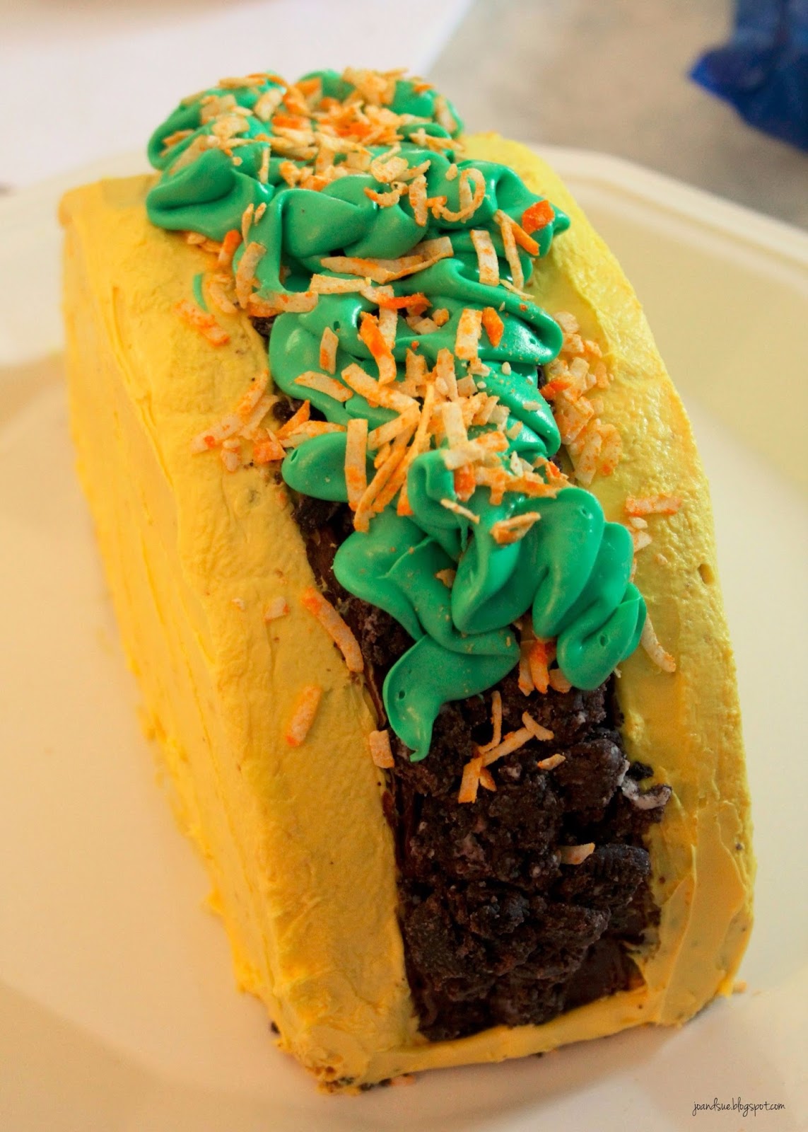 Jo and Sue: Taco Cake
