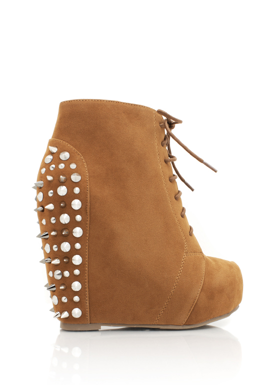 TREND TUESDAY: SPIKE/ STUDDED SHOES!!! - SAMTYMS