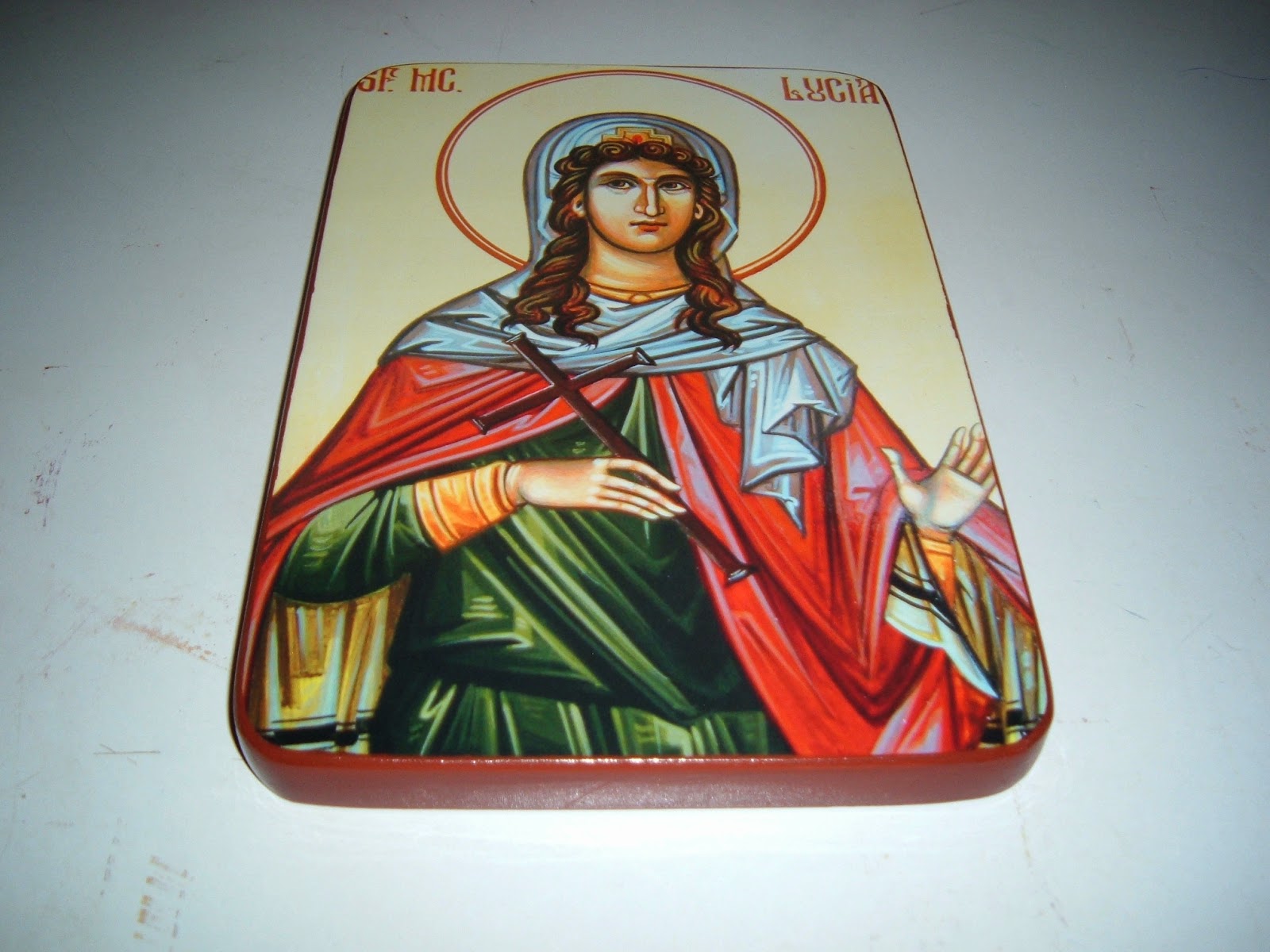 ICOANA ESTE O FEREASTRA CATRE CERURI: Icoana Sf. Lucia-Comanda speciala