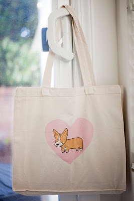 My Dog Henry: I Heart Corgis Tote Bags!!