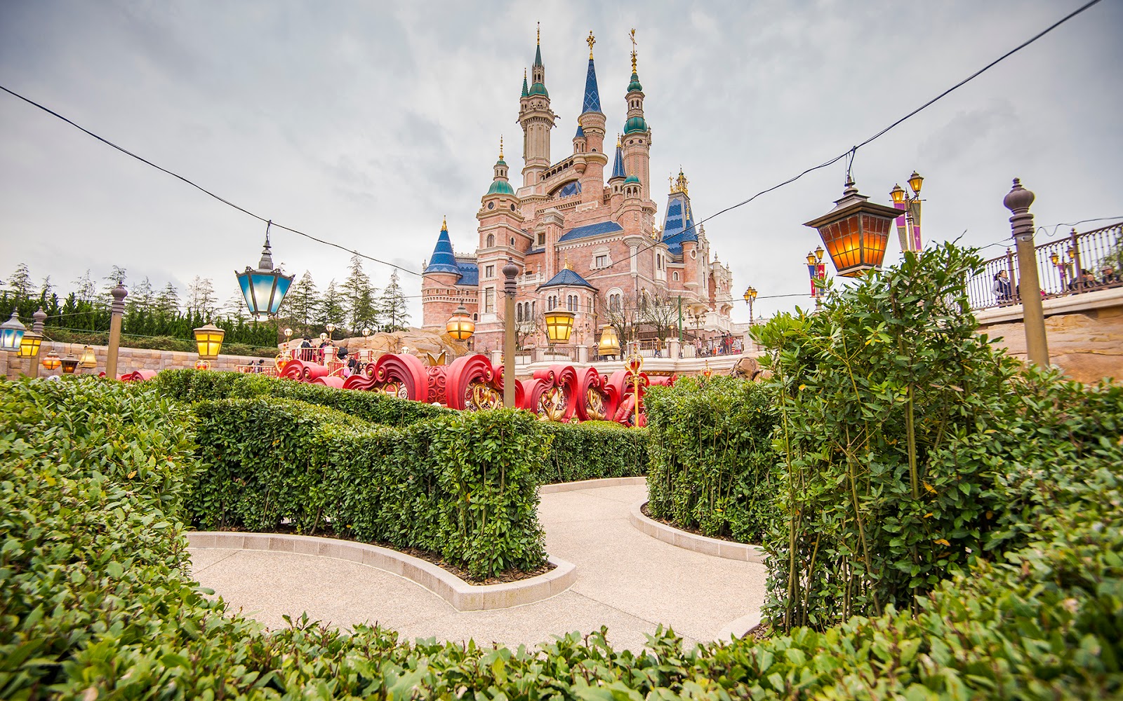 The Alice in Wonderland Maze