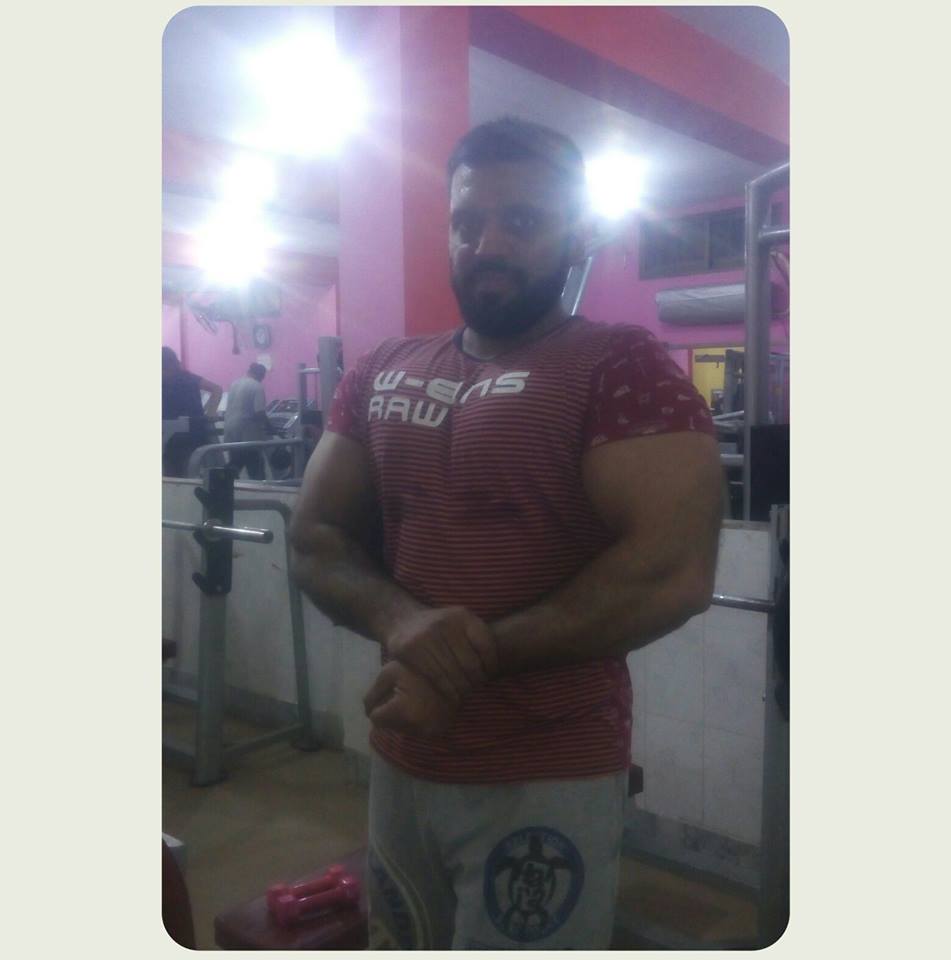 world bodybuilders pictures: chinioti bodybuilder abdul rajjaz rajput