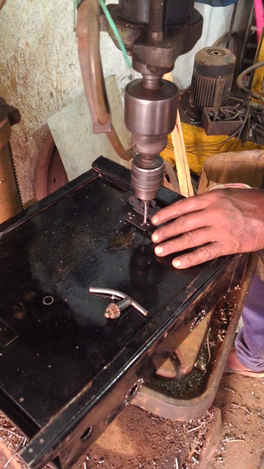 TRASHBOT: TRASH COLLECTING ROBOT WITH IOT TECHNOLOGY