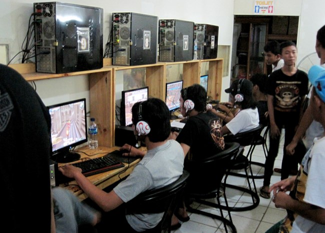 Tips Bisnis Warnet Yang Ideal Agar Banyak Pengunjungnya | Peluang usaha