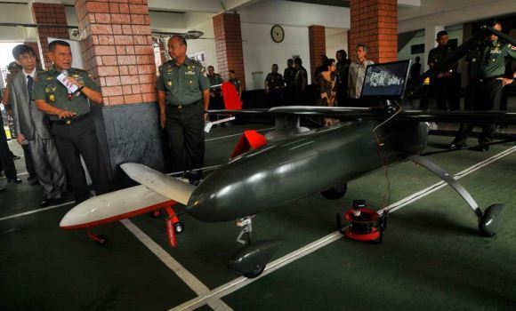 Pustaka Digital Indonesia: Super Drone, UAV Canggih Karya Tentara ...